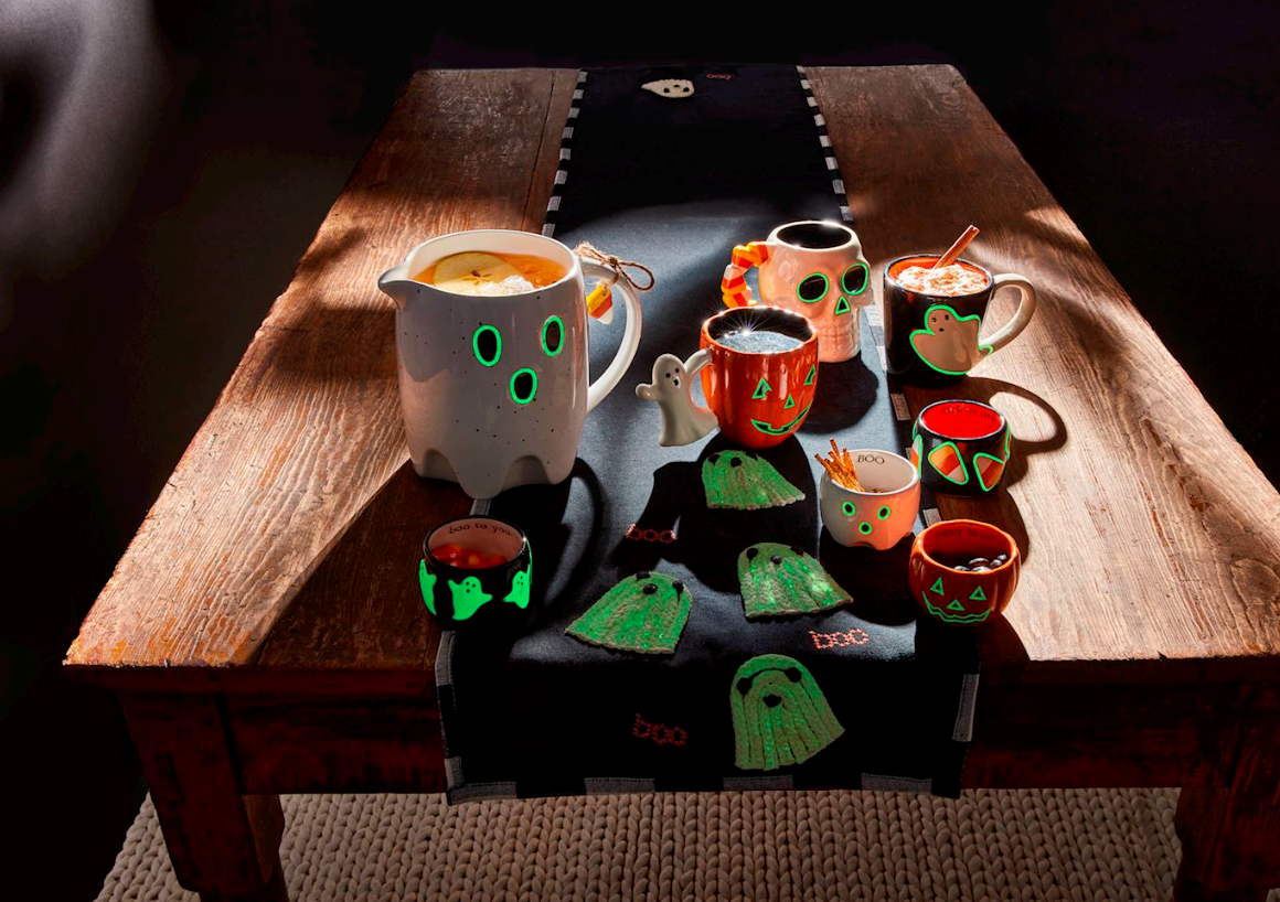 Ghost Glow In The Dark Pitcher – Pine & Moss
